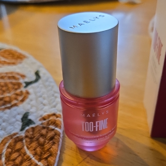 Maelys | Skincare | Toofine Face Sculpting Serum Pink | Poshmark